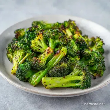 Bite Sized Roasted Broccoli: Crispy - HerTaste.net